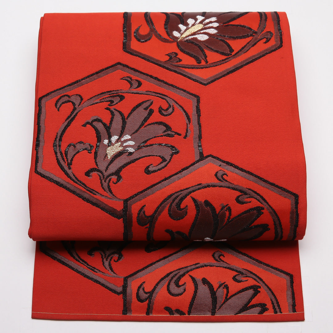 【中古・リサイクル 名古屋帯】 六通 帯丈340cm カジュアル Sランク 正絹 亀甲 花柄 赤系 1224-01919