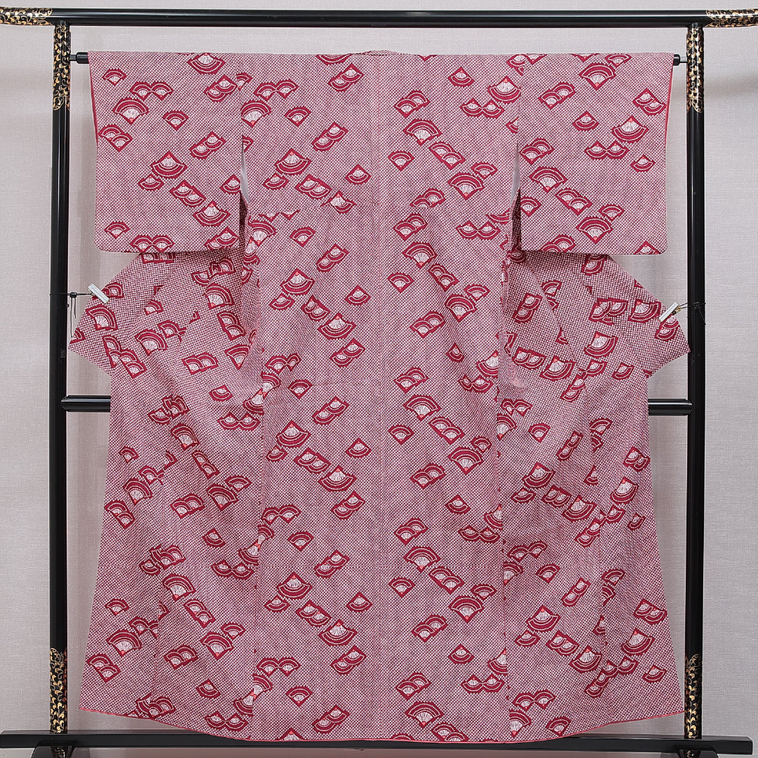 【中古・リサイクル 小紋】 洗える着物 袷 身丈158cm 裄丈64cm ポリエステル Sランク Mサイズ 広衿 インフォーマル 鹿の子 扇 ...